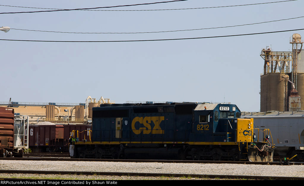 CSX 8212 Switching the CSX yard